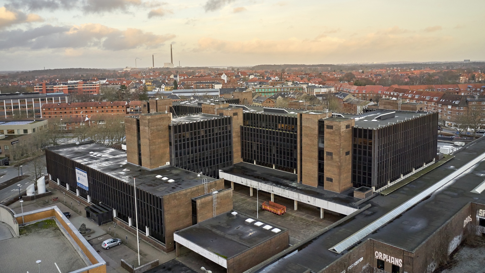 Liv i den gamle postterminal i Odense: Nordicals udlejer første af ...